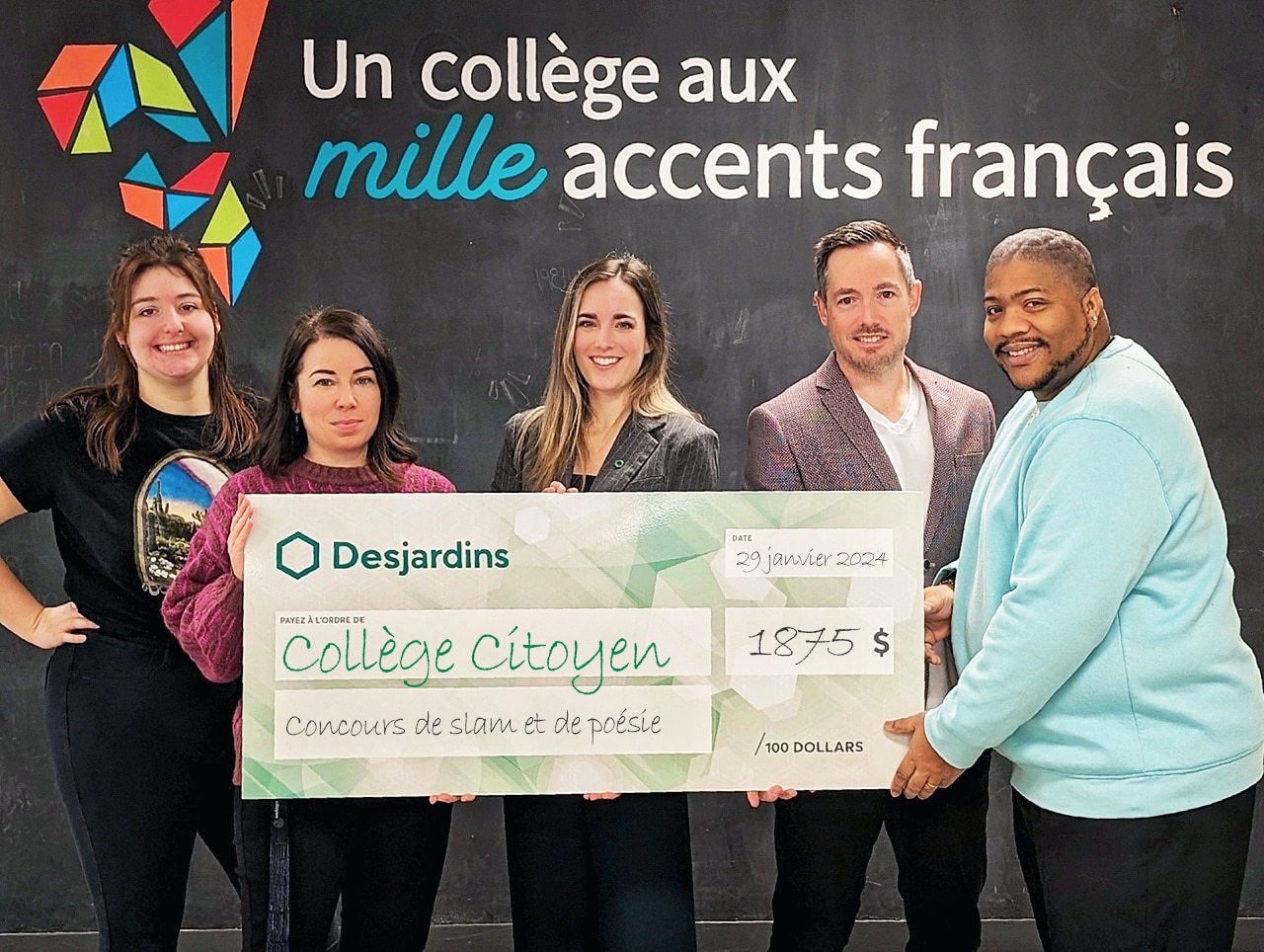 1875$ de Desjardins pour un projet de slam et de poésie - Collège Citoyen